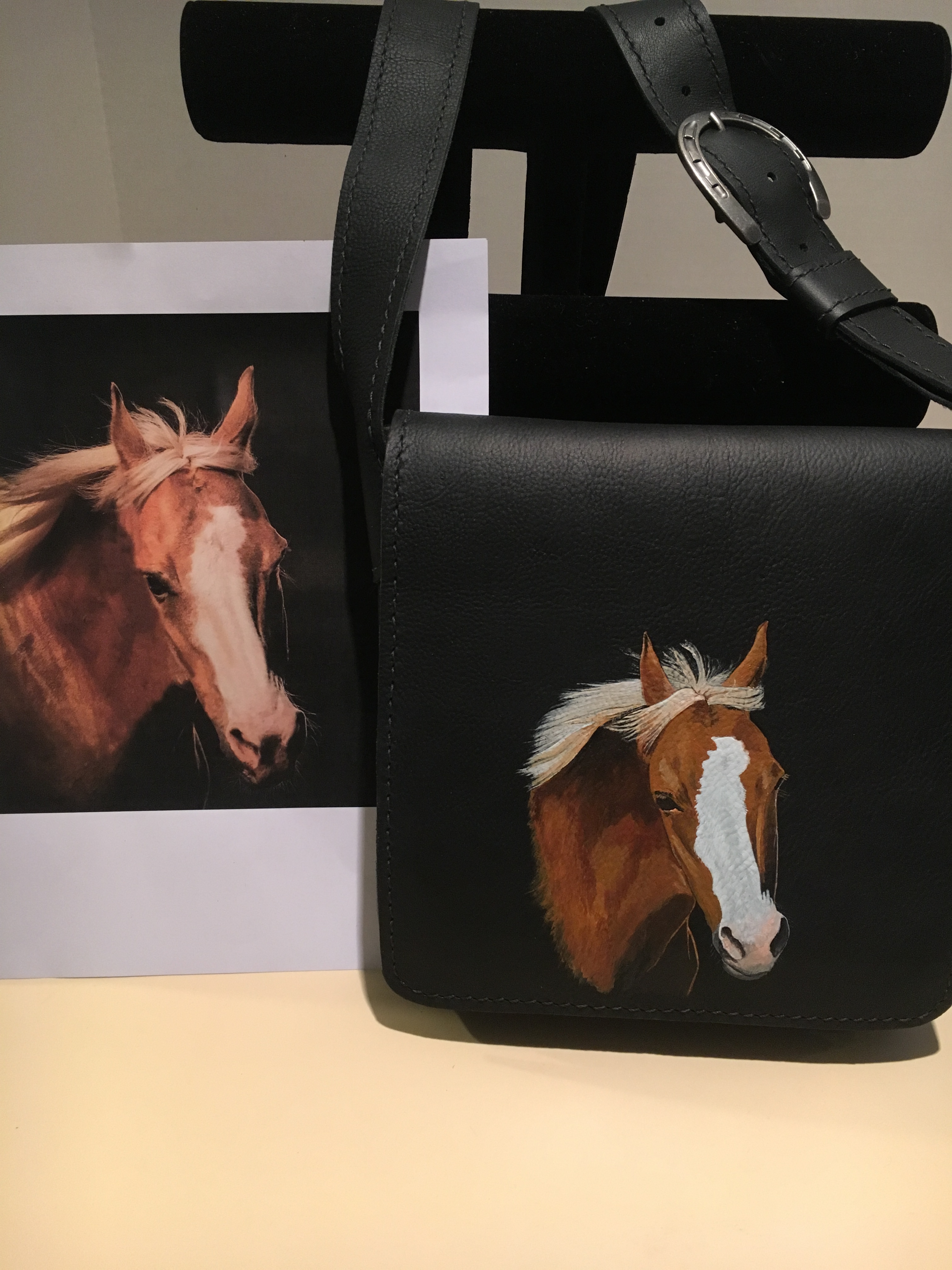 Animal Friend Portrait – Bright Feather